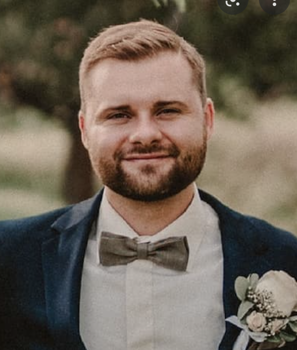 Hackat-ON! Perfecting a UI Library | Heurekadevs